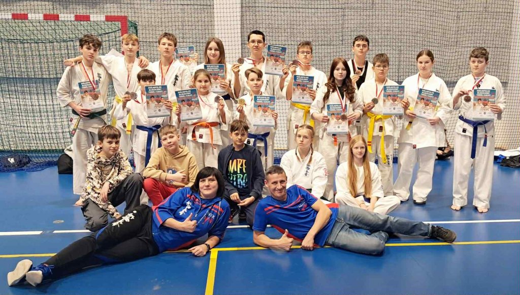 Worek medali dla MKKK podczas Bartoszyce Cup