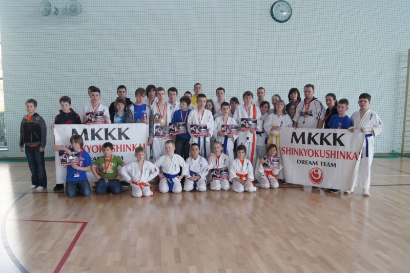 15 medali MKKK na Otwartych Mistrzostwach Bielan w Karate