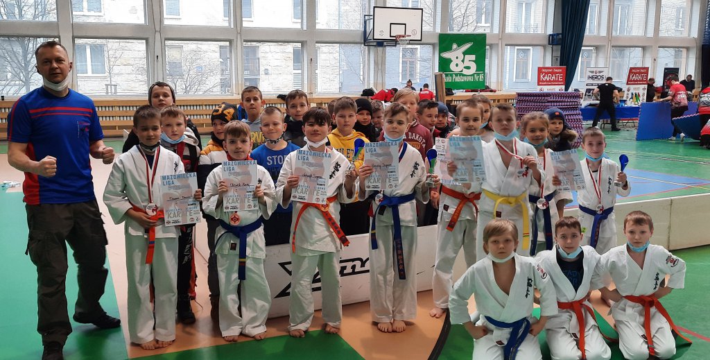 Trzy złota, pięć brązów. MKKK na Mazowieckiej Lidze Karate